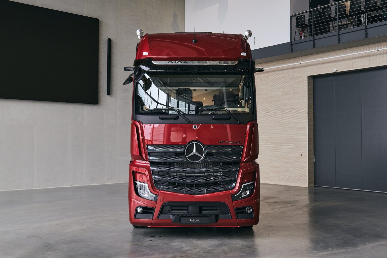 Mercedes-Benz Trucks: Zweite Generation der MirrorCam